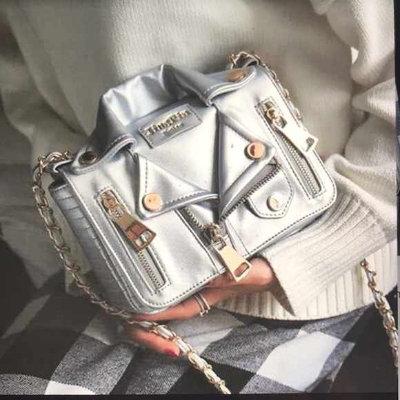 Bags | Clothes Shape High Quality Leather Zipper Handbag | Poshmark
